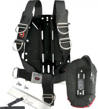 Hollis HD200 BCD - JettyDive
